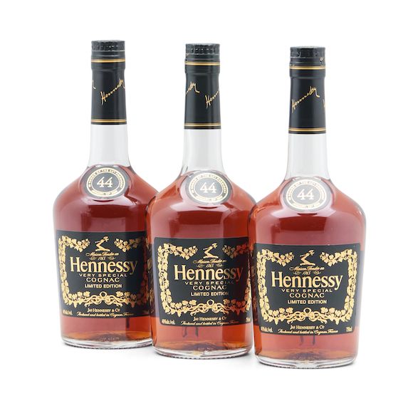 Bonhams Skinner : Hennessy Obama, 3 750ml bottles