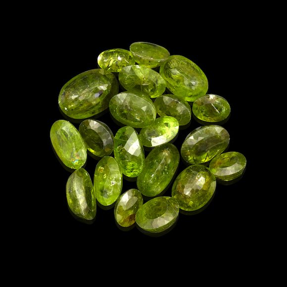 Bonhams : Twenty Large Faceted Peridots
