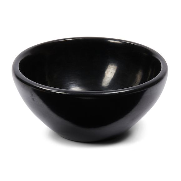 Bonhams Skinner : A contemporary Santa Clara blackware bowl Nancy ...