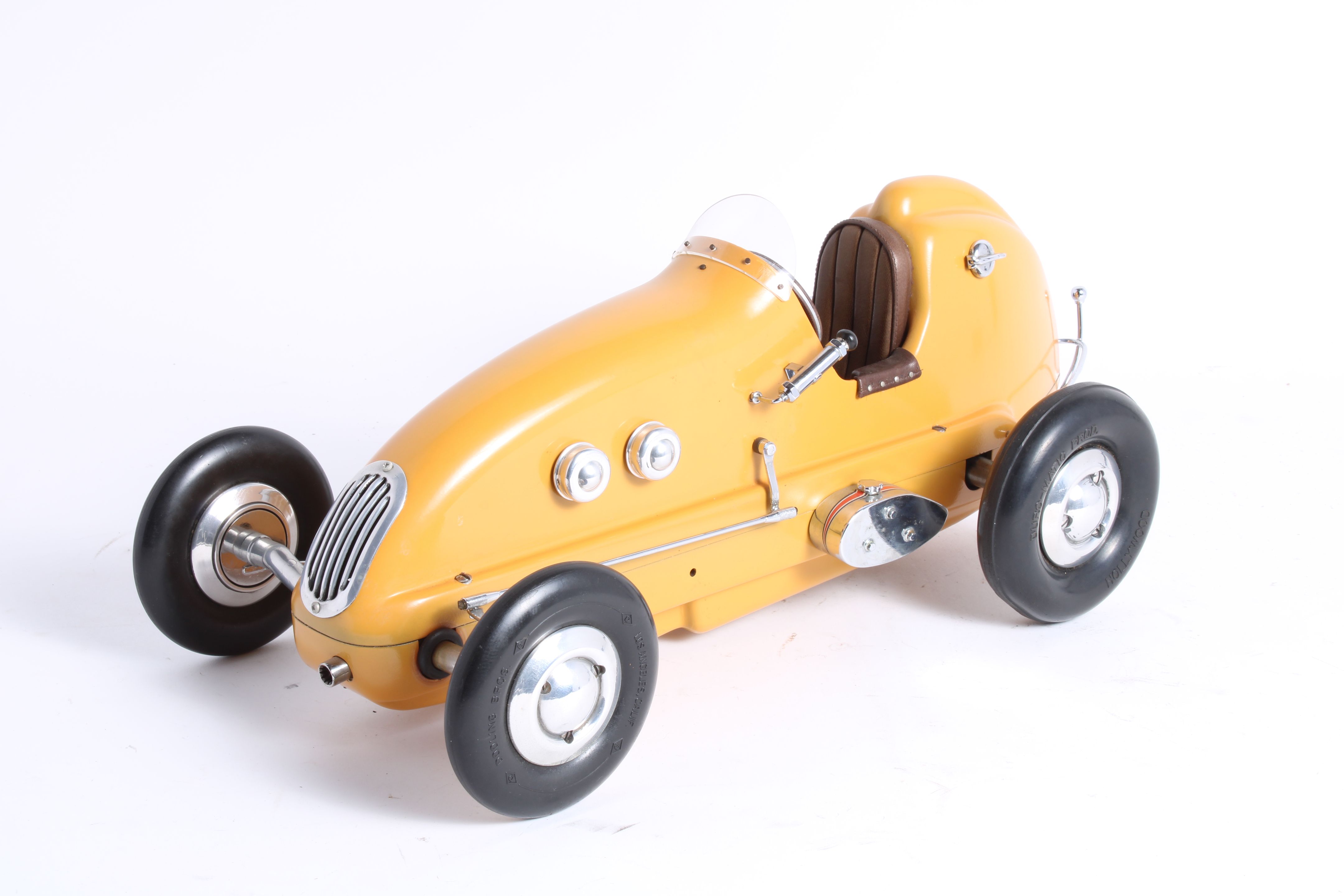 Bonhams Cars : A model inspired by a Dooling F tethered race car