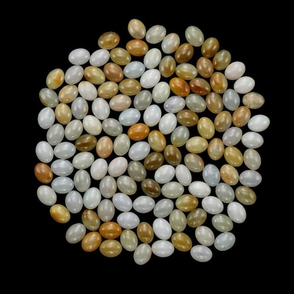 Bonhams : Parcel of Jade Cabochons