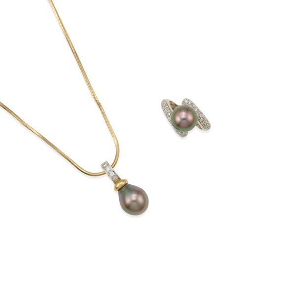 Bonhams : A BI-COLOR GOLD, CULTURED PEARL AND DIAMOND NECKLACE AND RING