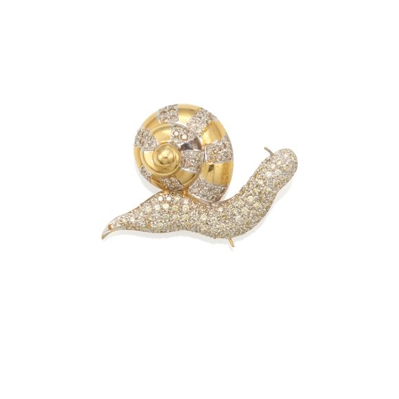 Bonhams : A BI-COLOR GOLD AND DIAMOND SNAIL PIN