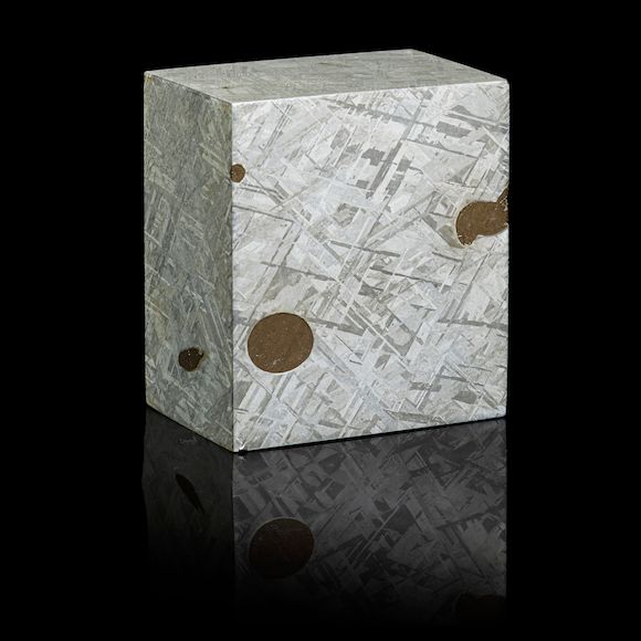 Bonhams : Muonionalusta Meteorite Block