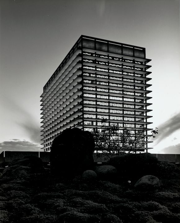 Bonhams : Julius Shulman (1910-2009); Los Angeles Department of Water ...