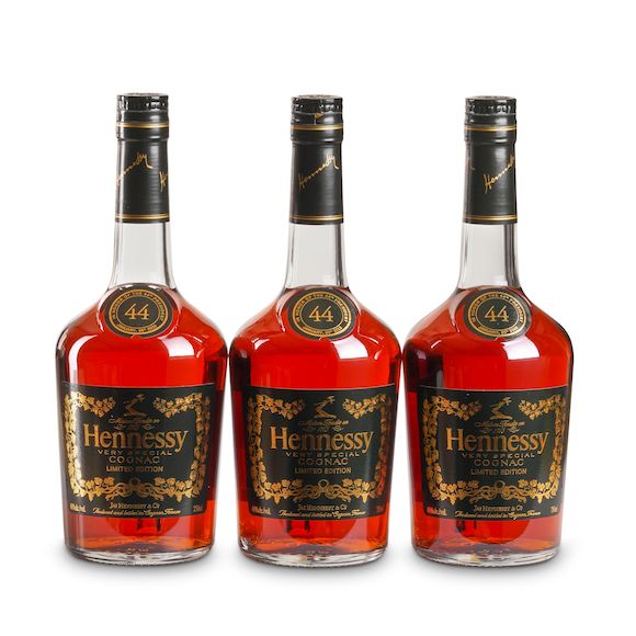 Bonhams Skinner : Hennessy Obama Edition (3 750ml bottles)