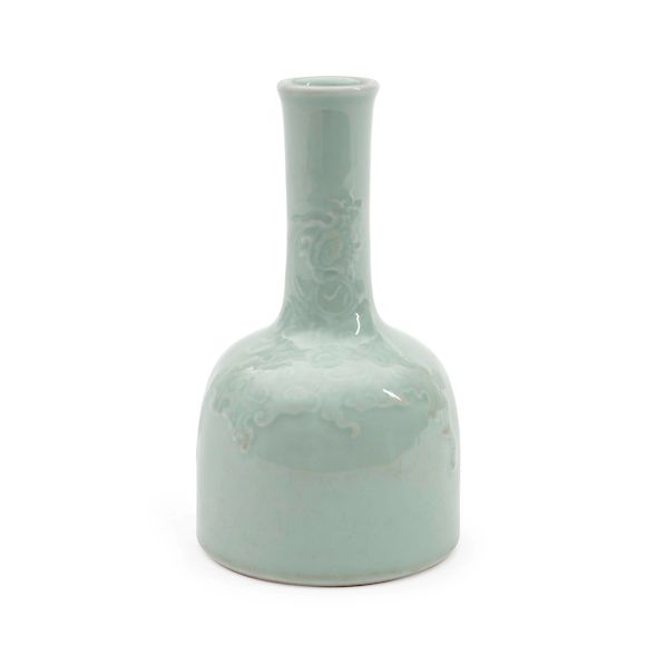 Bonhams Skinner : A CELADON-GLAZED 'PHOENIX' MALLET-FORM VASE