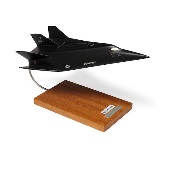 Bonhams : LOCKHEED X-24C CONTRACTOR'S CONCEPT MODEL. Mixed material on ...