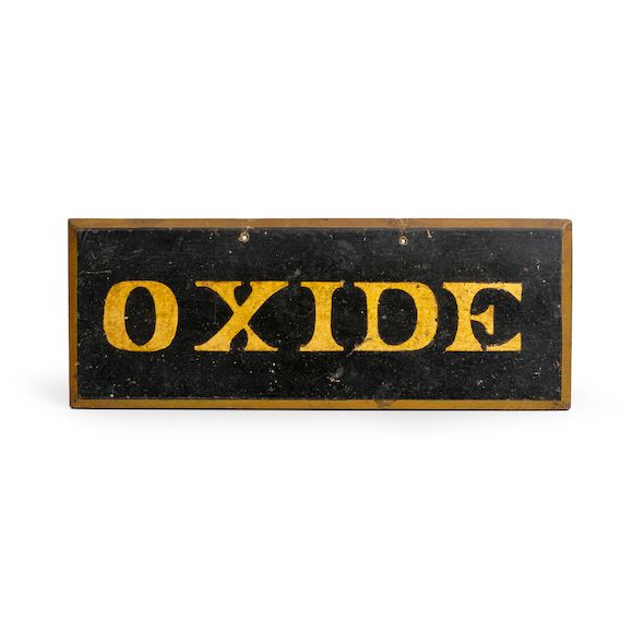 Bonhams Skinner : "Oxide" Painted Sign, America, 19th century.