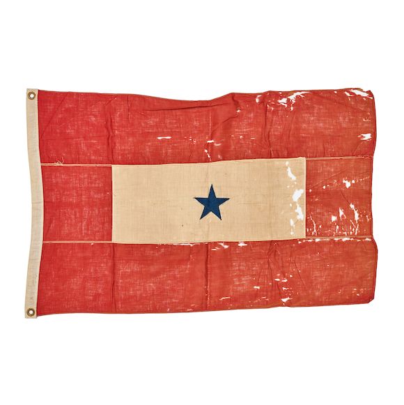 Bonhams : A U.S. BLUE STAR SERVICE FLAG, WWI-ERA. A pieced cotton flag ...