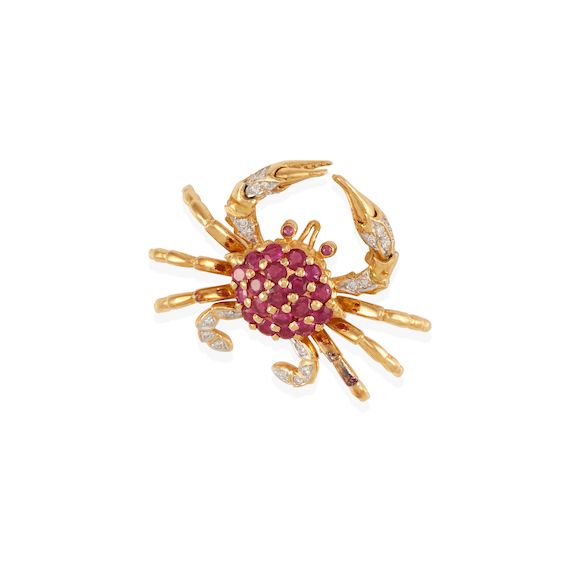 Bonhams : AN 18K GOLD, RUBY AND DIAMOND CRAB BROOCH