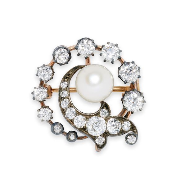 Bonhams Skinner : AN ANTIQUE PEARL AND DIAMOND PIN