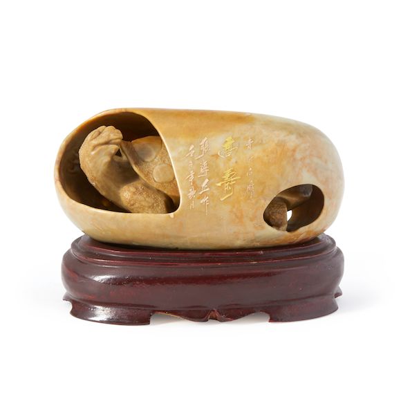 Bonhams Skinner : A STONE CARVING OF A TURTLE