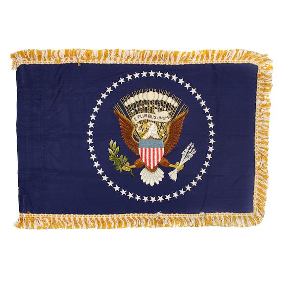Bonhams : A JOHN F. KENNEDY PRESIDENTIAL MOTORCADE FLAG. Blue rayon ...