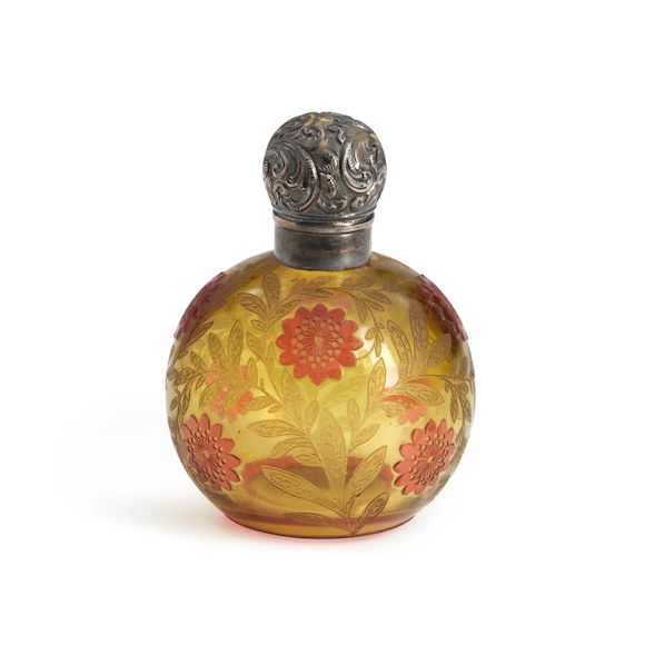 Bonhams Skinner : Stevens & Williams Cameo Glass Perfume Bottle with ...