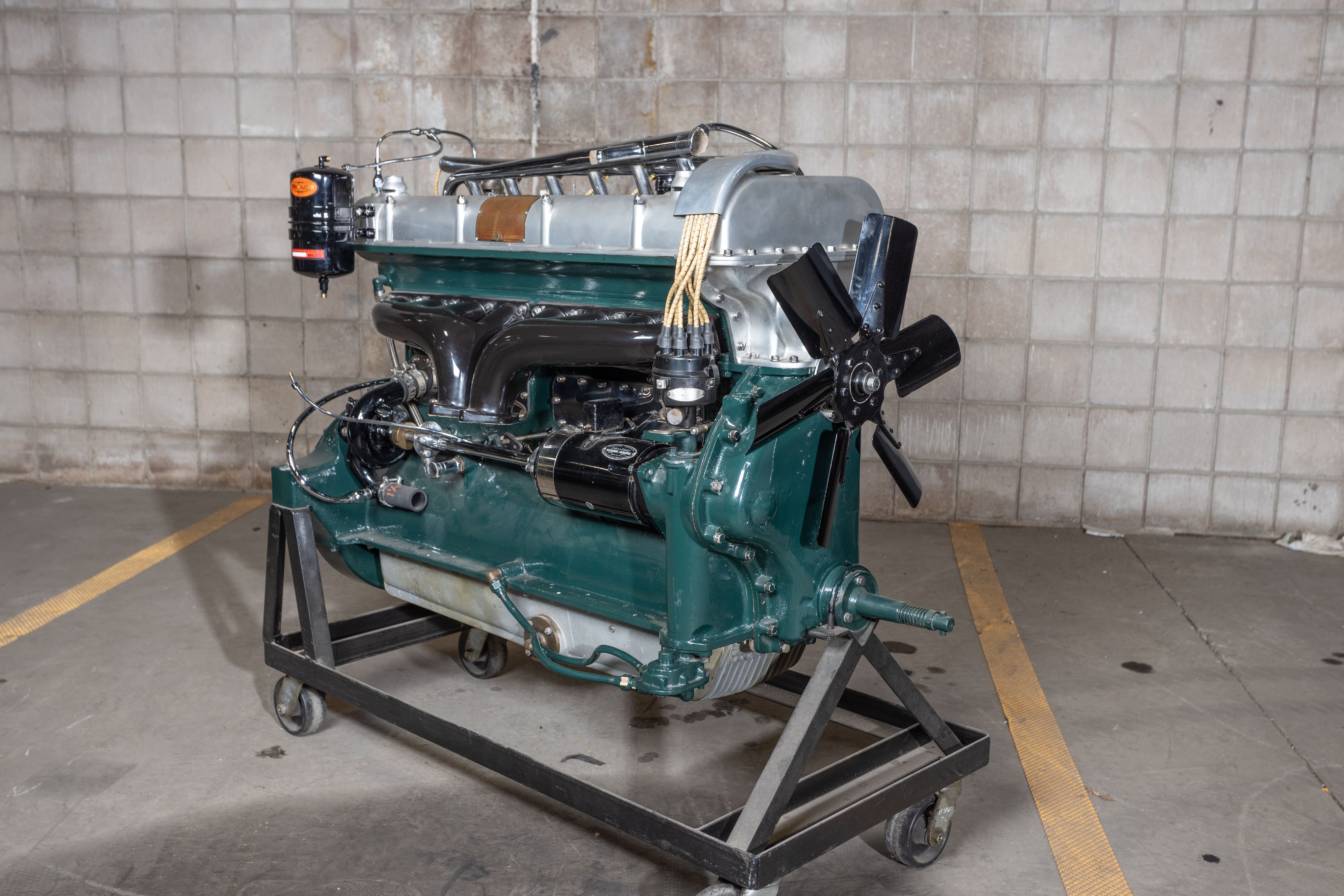 Bonhams Cars : A Stutz DV 32 Engine Engine no. DV 33247