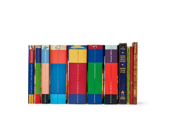 Bonhams : A COMPLETE SET OF THE HARRY POTTER BOOKS INCLUDING POTTERIANA ...