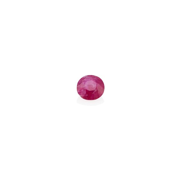 Bonhams : A LOOSE RUBY