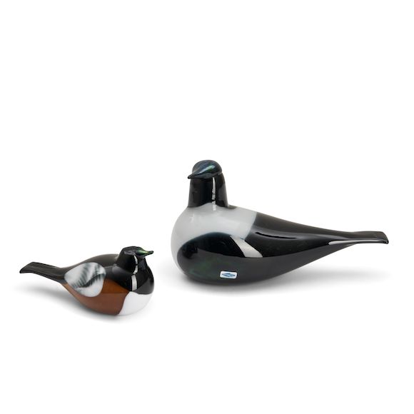 Bonhams Skinner : TWO OIVA TOIKKA FOR IITTALA GLASS BIRDS, Finland ...