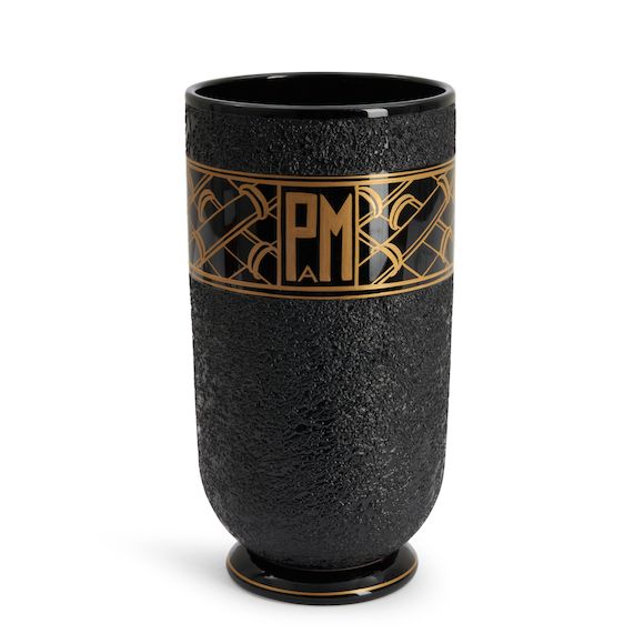 Bonhams Skinner : DAUM ART DECO GLASS VASE WITH GILT DECORATION, Nancy ...