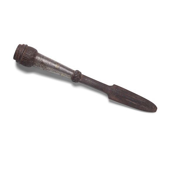 Bonhams : A LARGE GOLD- AND SILVER-INLAID BRONZE SPEARHEAD 17th/18th ...