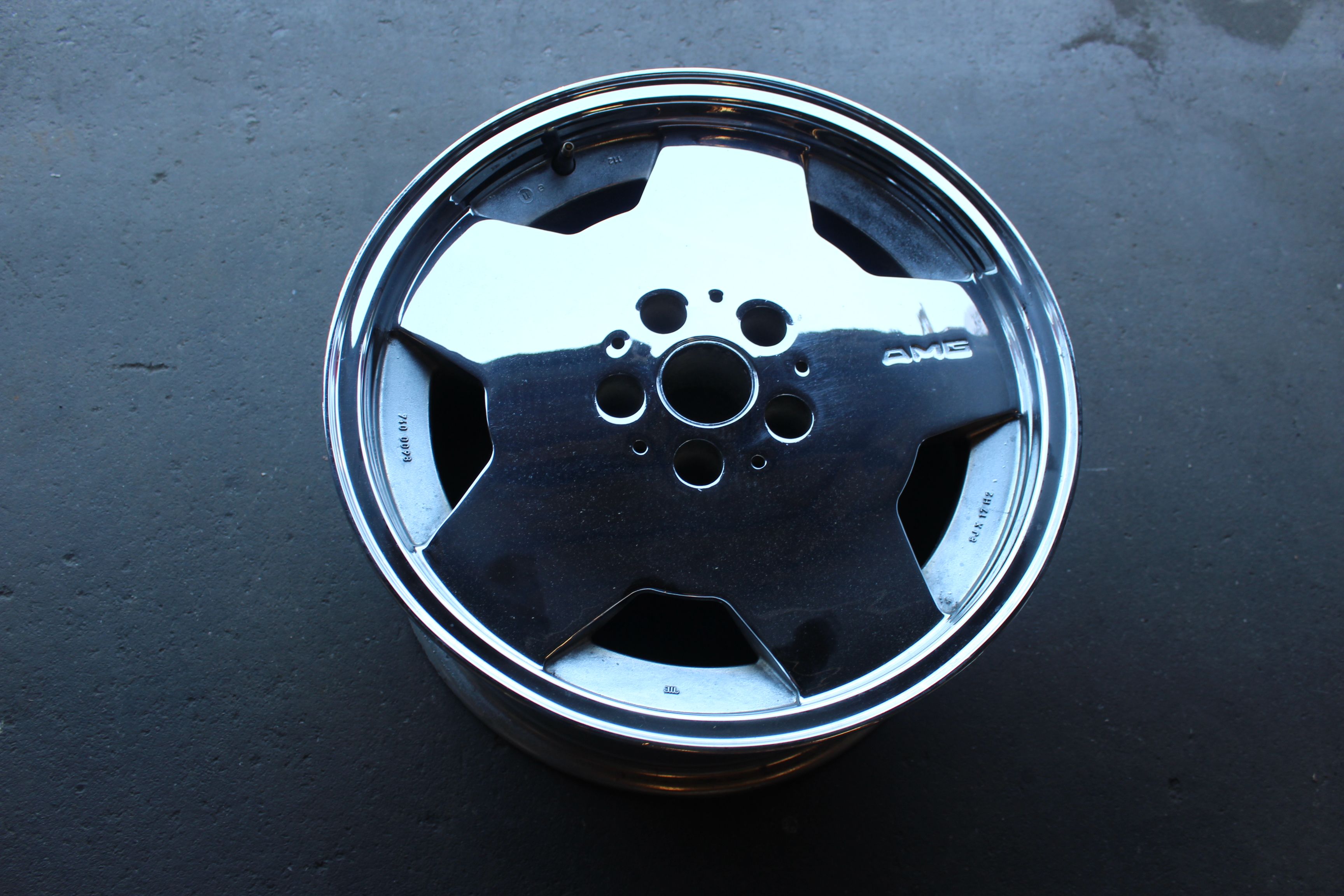 Bonhams Cars : 1 used AMG Aero 1 wheel for Mercedes-Benz, 8J X 17 ...