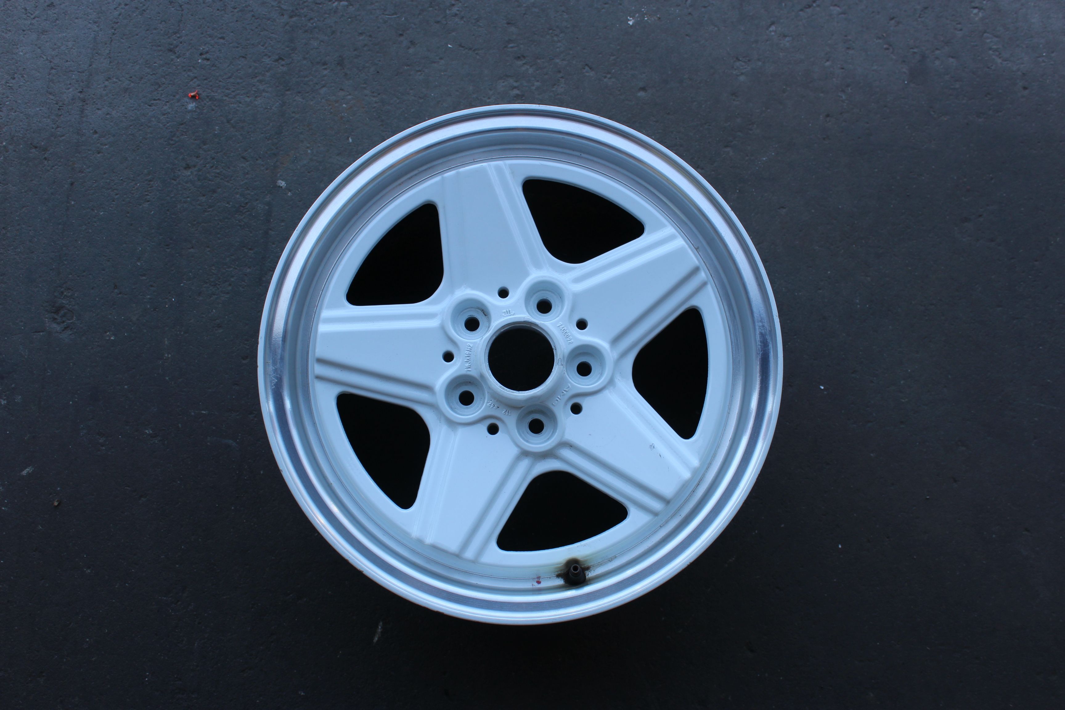 Bonhams Cars : 1 used White, AMG Penta Star V2 wheel for Mercedes-Benz ...