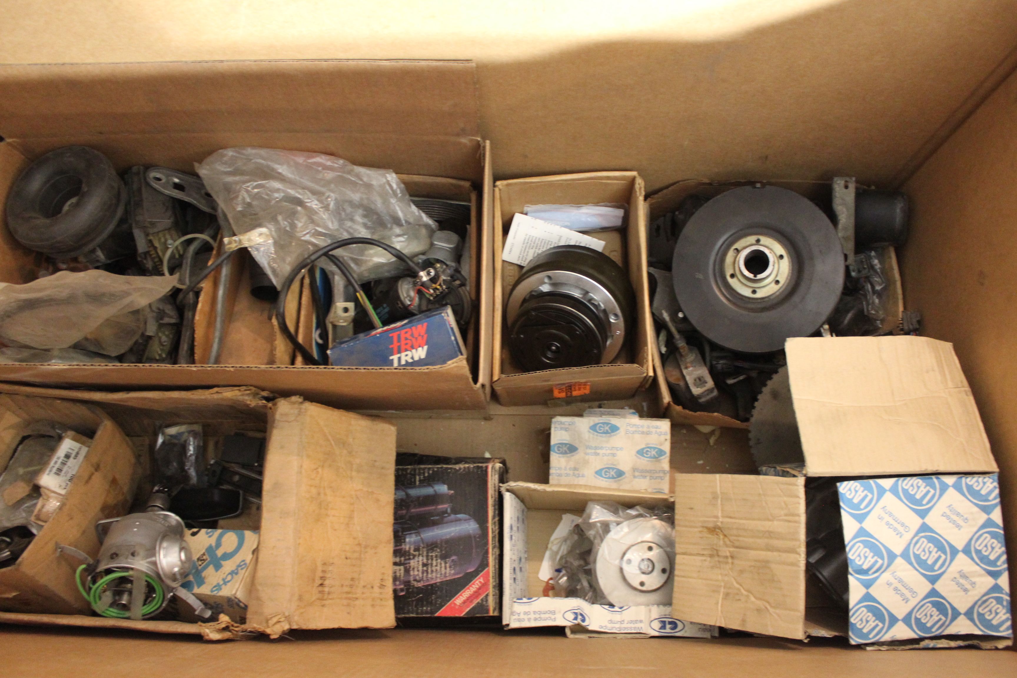 Bonhams Cars : A grouping of Mercedes-Benz mixed parts and spares,