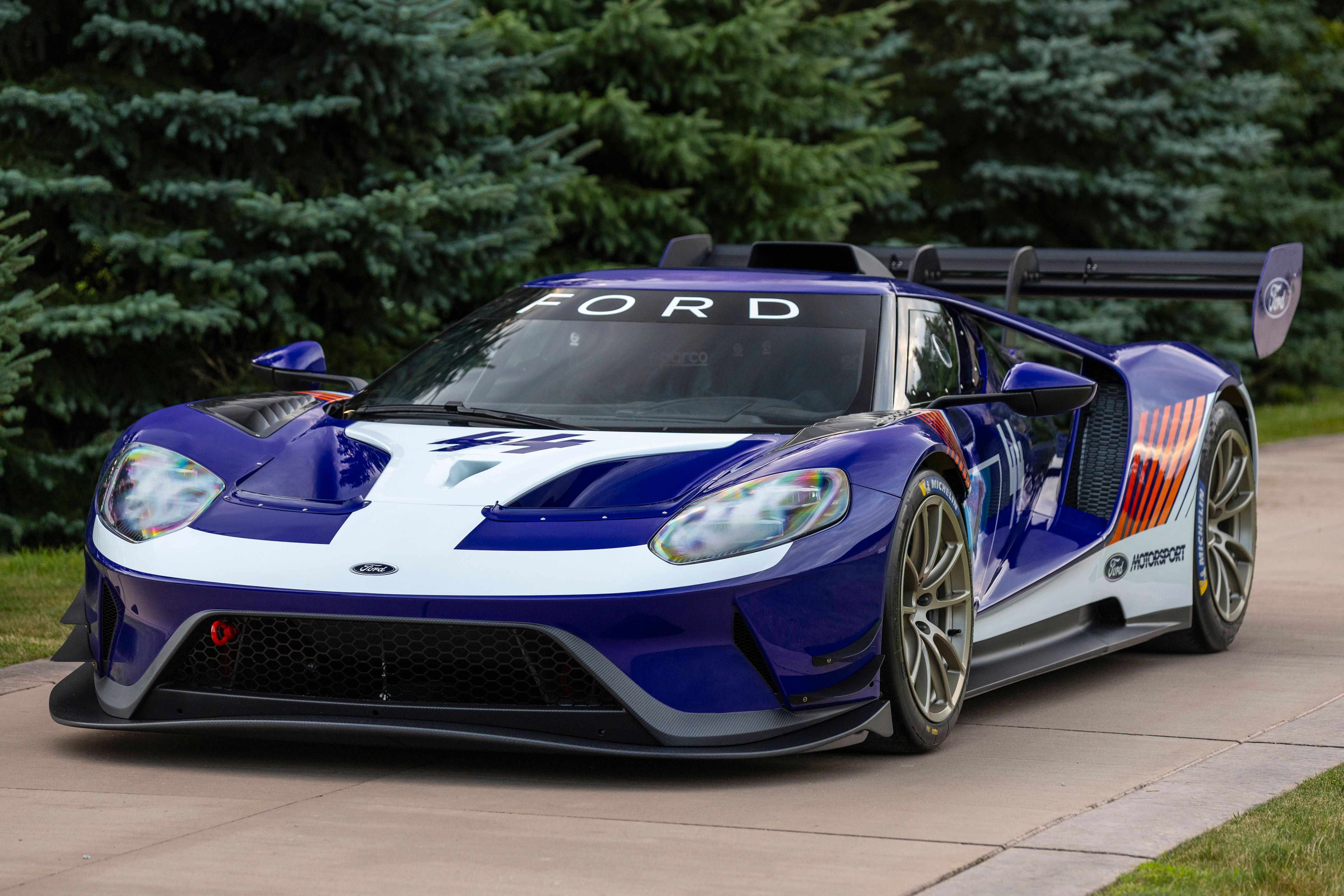 Bonhams Cars : 2021 Ford GT Mk II Chassis no. FPMMMKII044