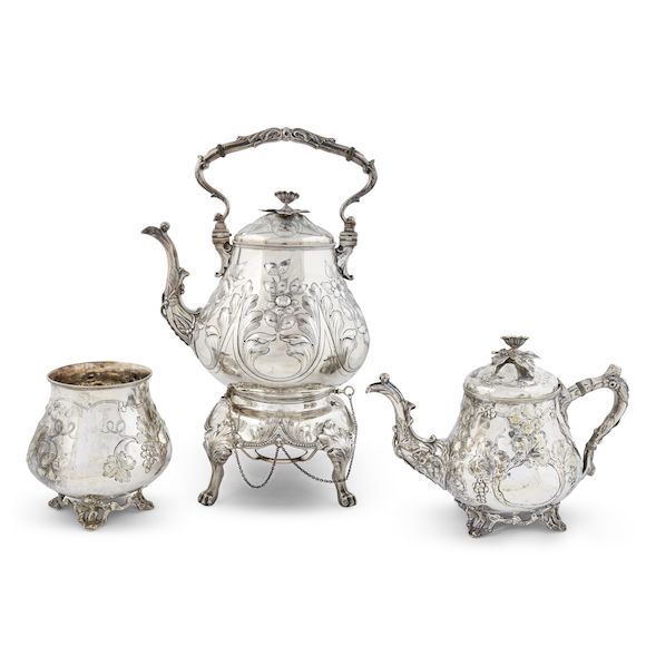 Bonhams Skinner : Assembled Three-piece Silver Tea Set,