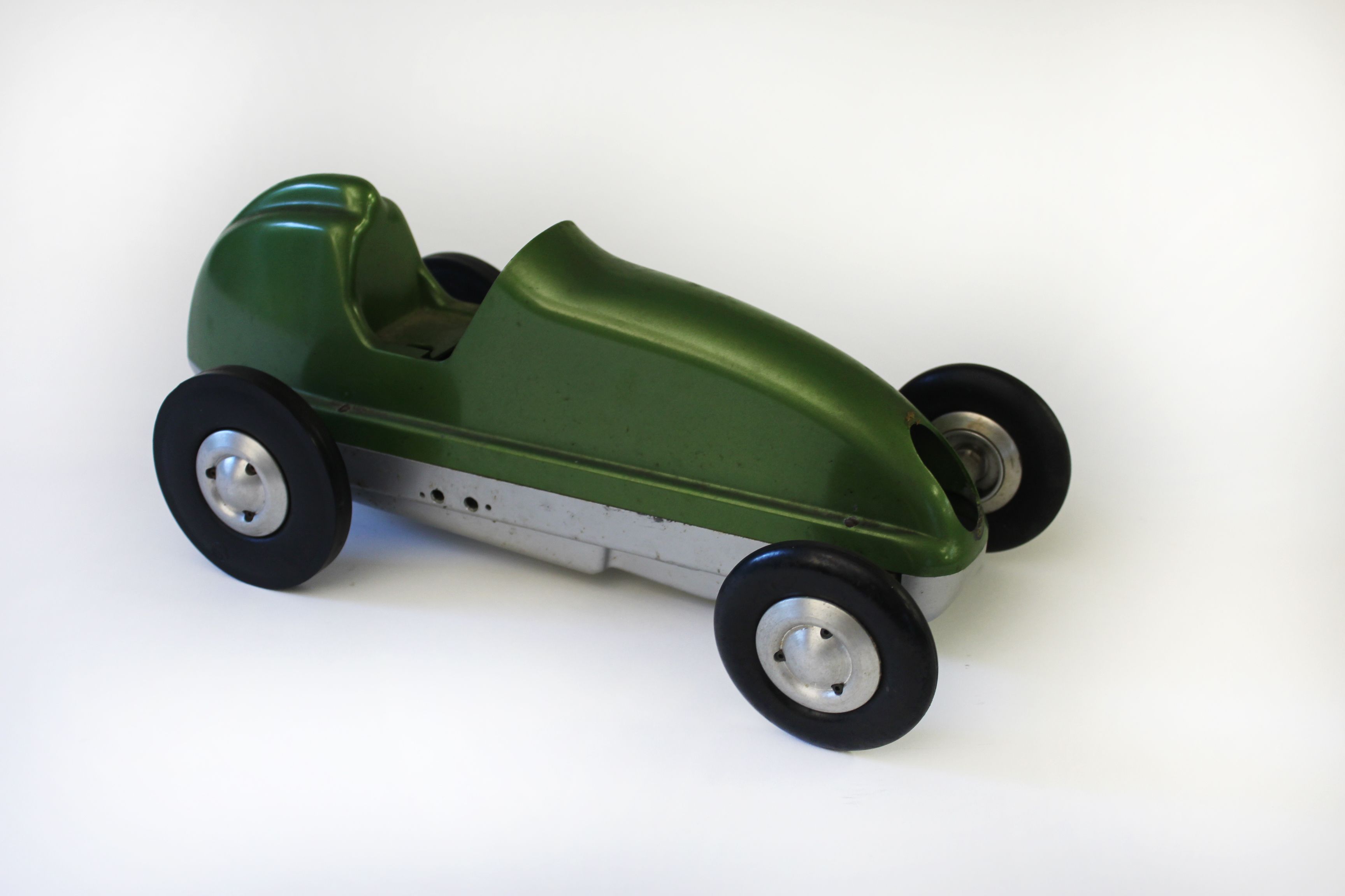 Bonhams Cars : A Dooling F-car, metallic green tether car