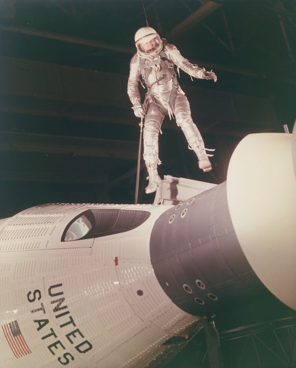 Bonhams : GEMINI TRAINING: SIMULATED EVA TRAINING Large format ...