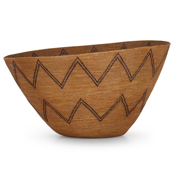 Bonhams : A large Western Mono basket