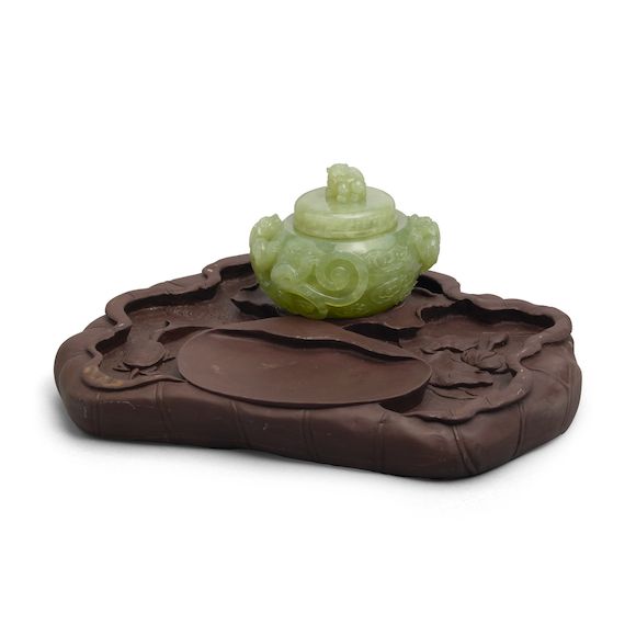 Bonhams : LOIMINCHAY. A SET OF JADE INKWELL AND SLATE PEN DISPLAY