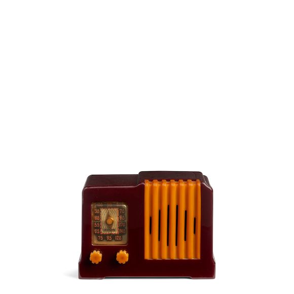 Bonhams Skinner : ARVIN "MODEL 532" RADIO Columbus, Indiana, Arvin ...