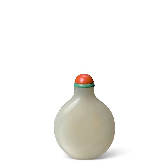 Bonhams : A WHITE JADE 'CURSIVE CALLIGRAPHY' SNUFF BOTTLE Inscribed ...