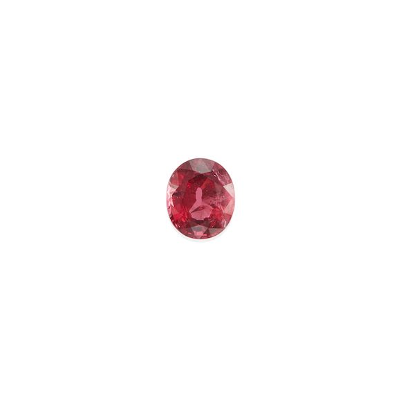 Bonhams : LOOSE SPINEL