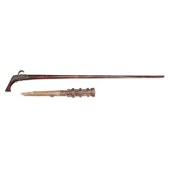 Bonhams Skinner : AN ASIAN HAND CANNON AND A CHINESE MATCHLOCK MUSKET.