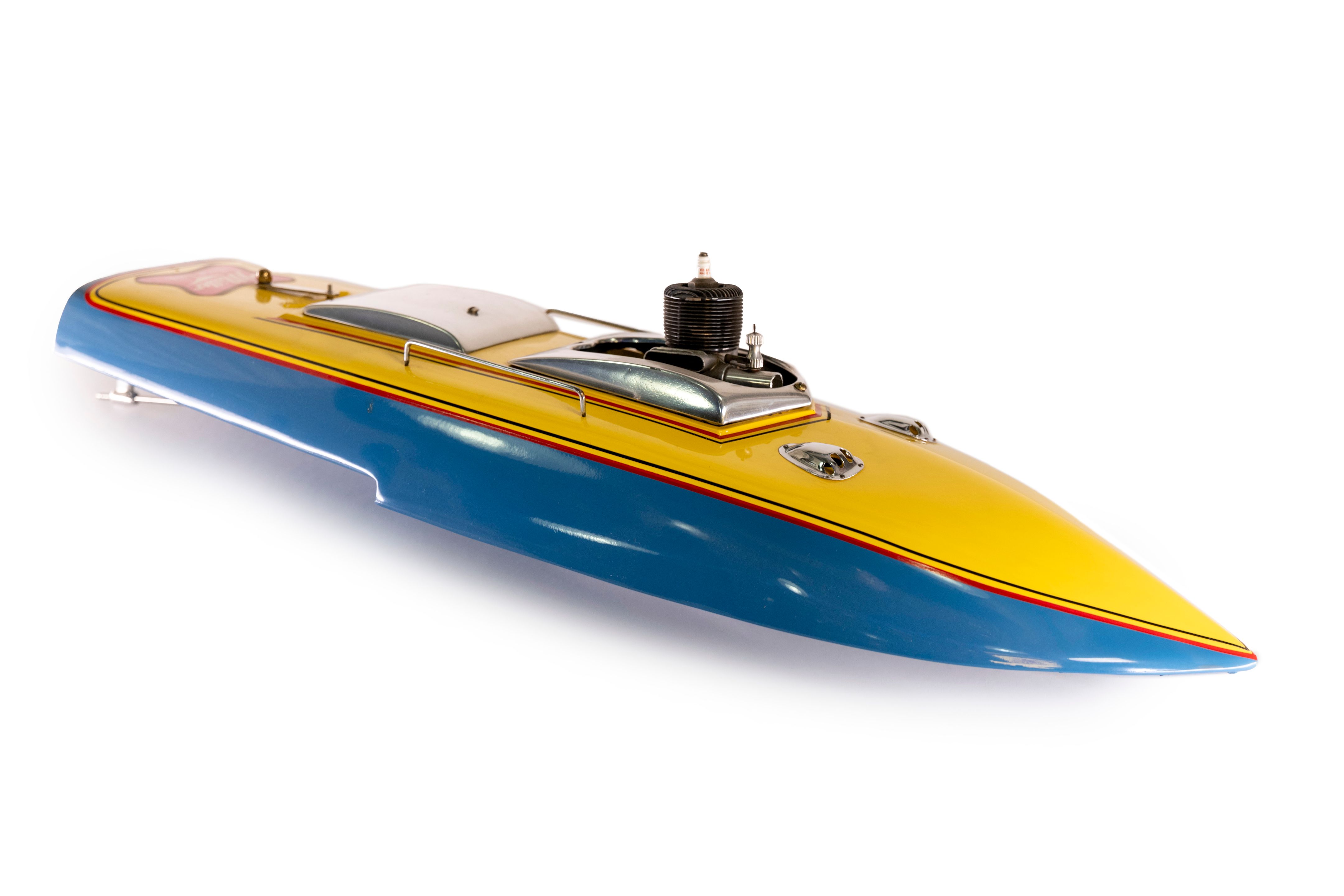 Bonhams Cars : A rare, Reuhl 'Speedster' Bakelite tether boat, circa 1947,