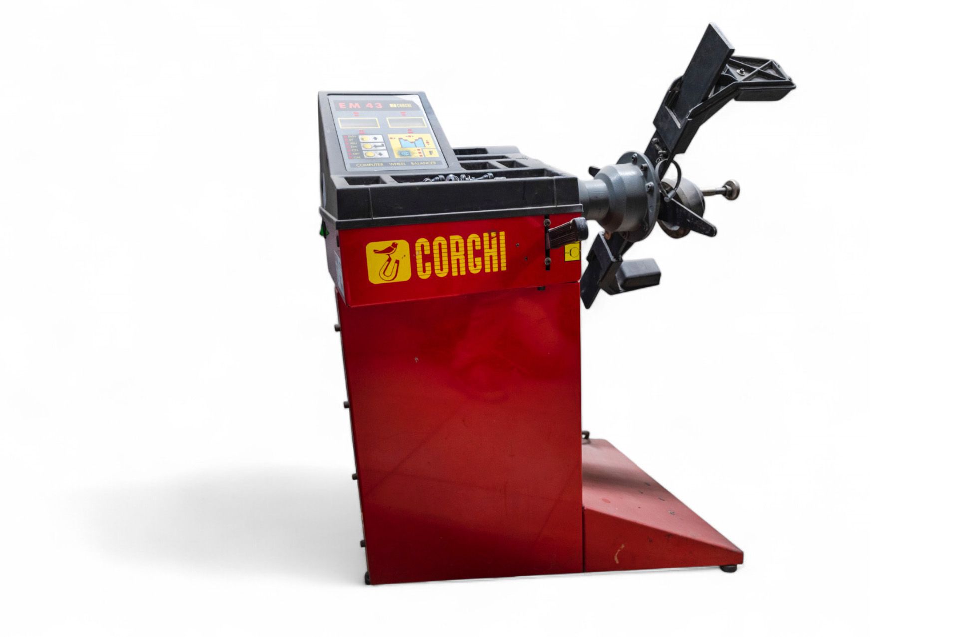 Bonhams Cars : A Corghi EM43 Computer Wheel Balancer,