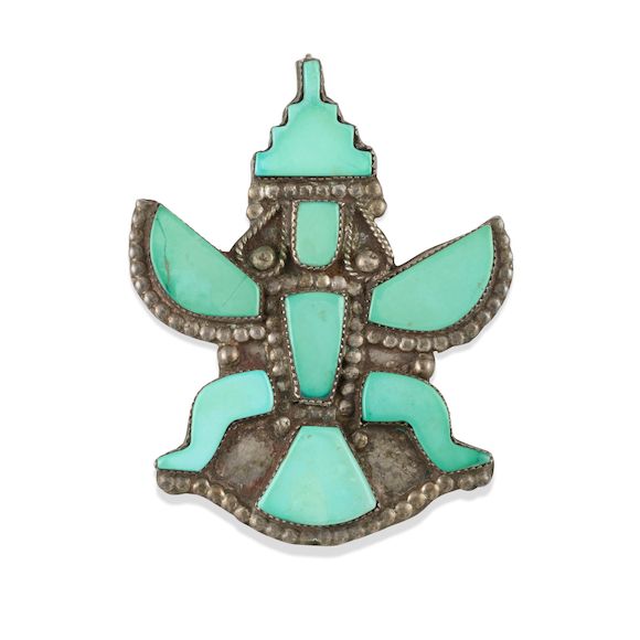 Bonhams : A Zuni Knifewing-motif pin/pendant